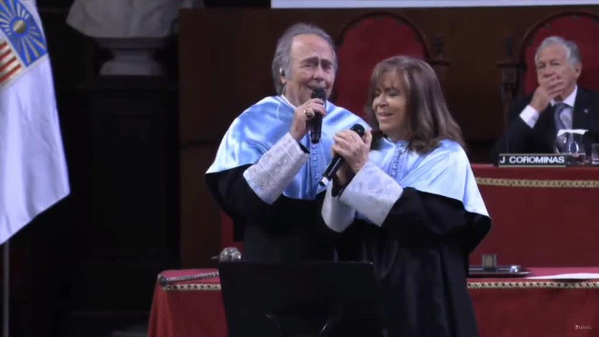 Joan Manuel Serrat y María del Mar Bonet, investidos doctores honoris ...